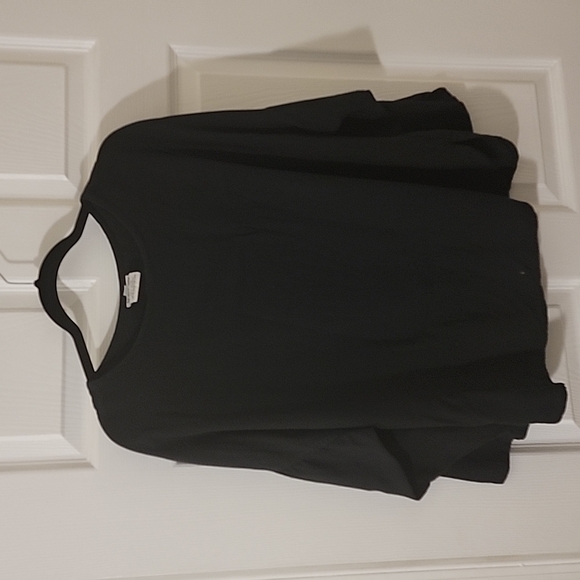 Thin Air | Tops | Thin Air Large Black Top | Poshmark